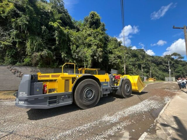 AngloGold Ashanti adota carregadeira 100% elétrica para trabalho em ...